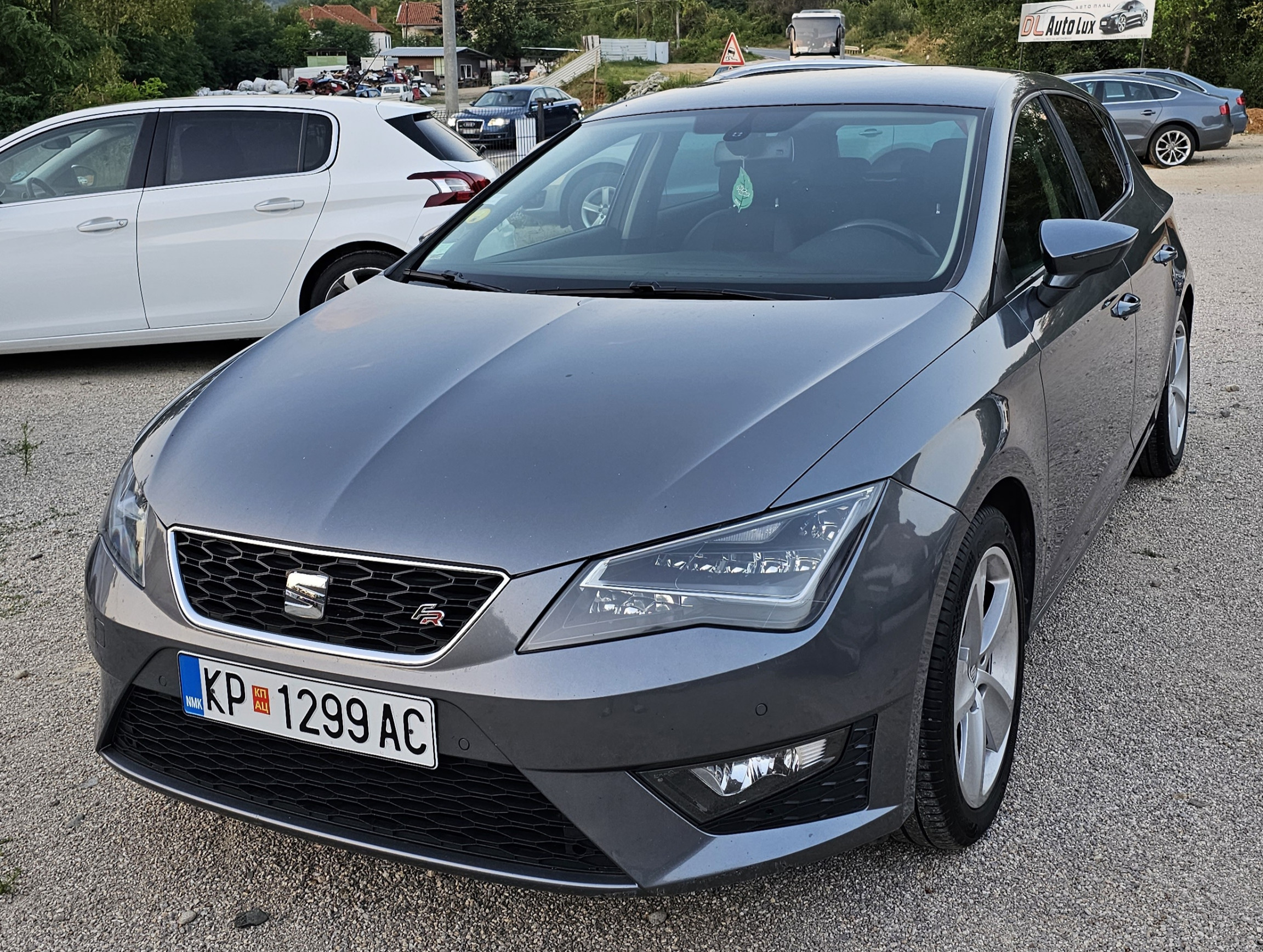 2015 Seat Leon FR 2.0 TDI 150 hp - vozi.com